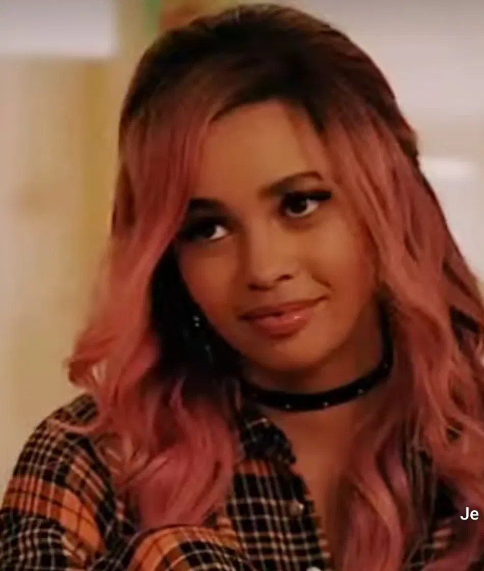 Toni Topaz