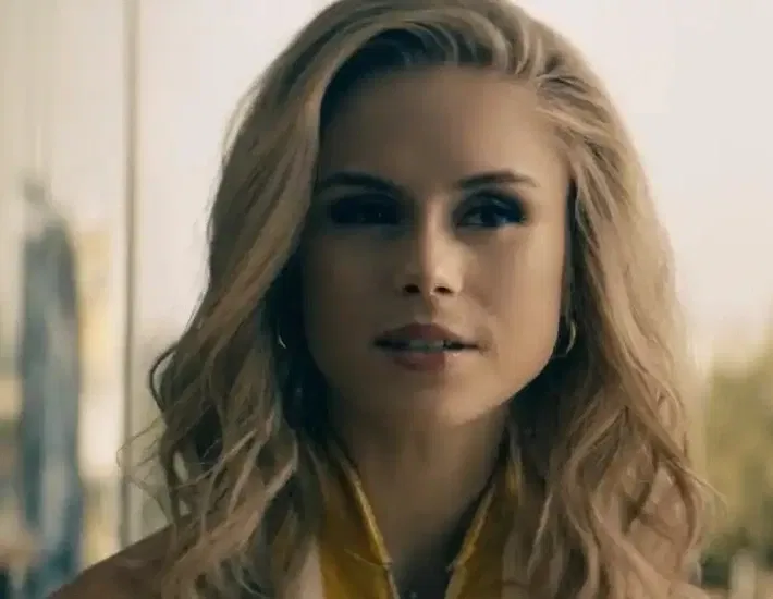 Annie January || Starlight