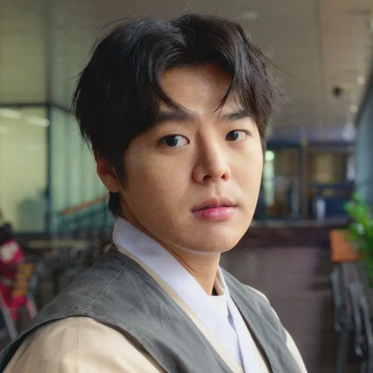 PARK 'BAKU' HU-MIN — WEAK HERO CLASS 2