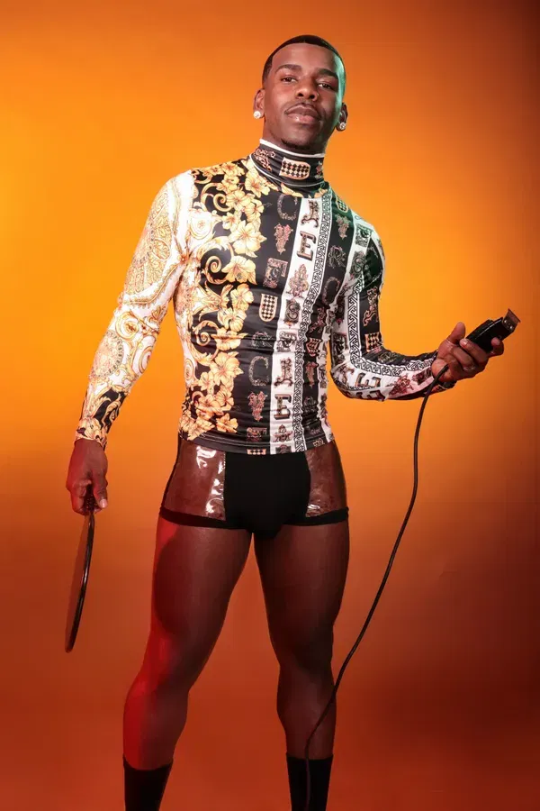 Brandon Curington (Erotic Barber)