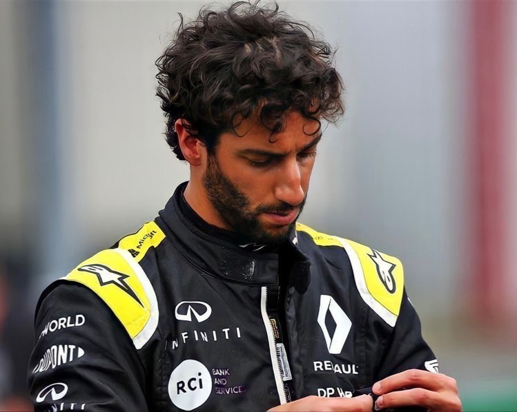 Daniel Ricciardo | Demi!Honey Badger