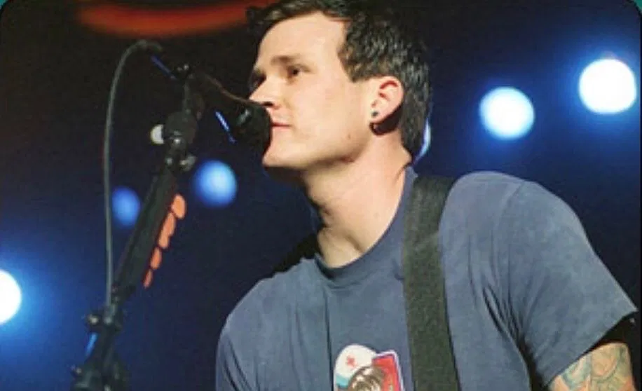 tom delonge