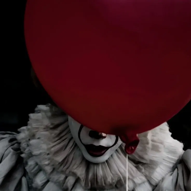 Pennywise the Dancing Clown || IT