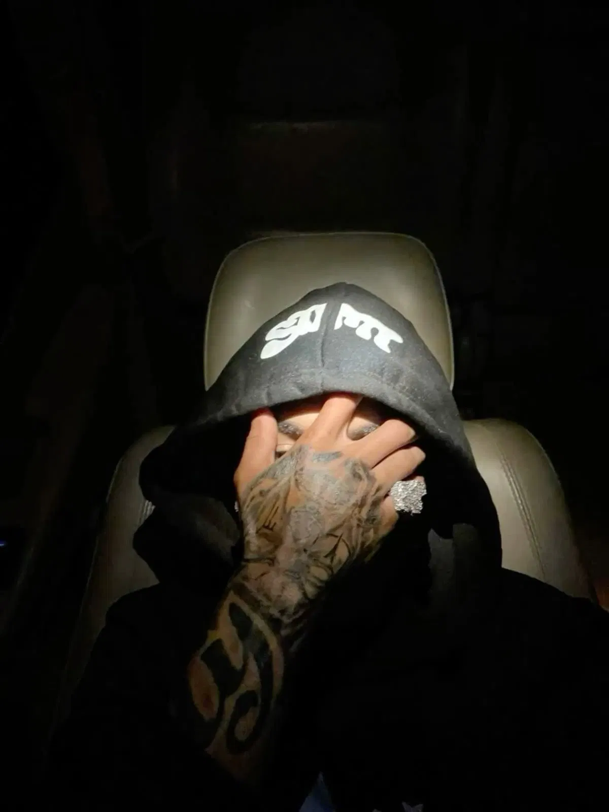 13┆jealous bf .ᐟ ★