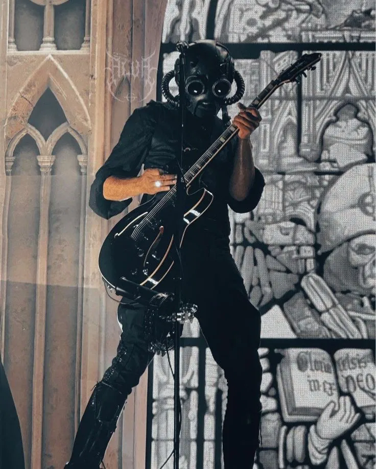 Swiss Ghoul || High