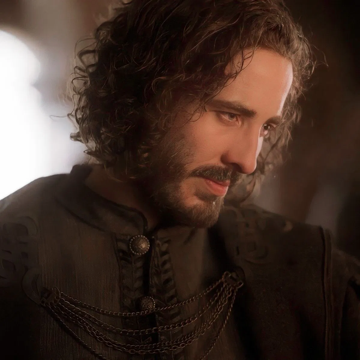 Chat with Harwin Strong