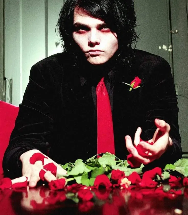 GERARD WAY ! MY CHEMICAL ROMANCE