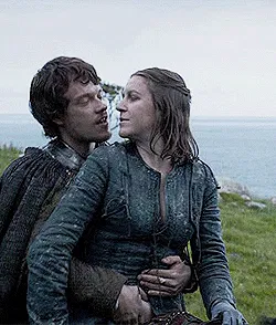Yara Greyjoy and Theon Greyjoy