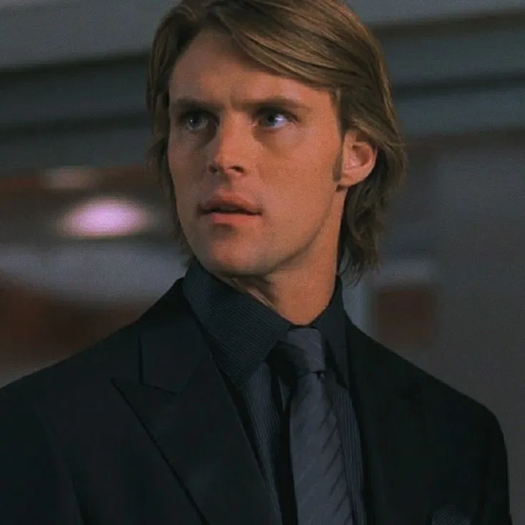 Robert Chase | Protects You