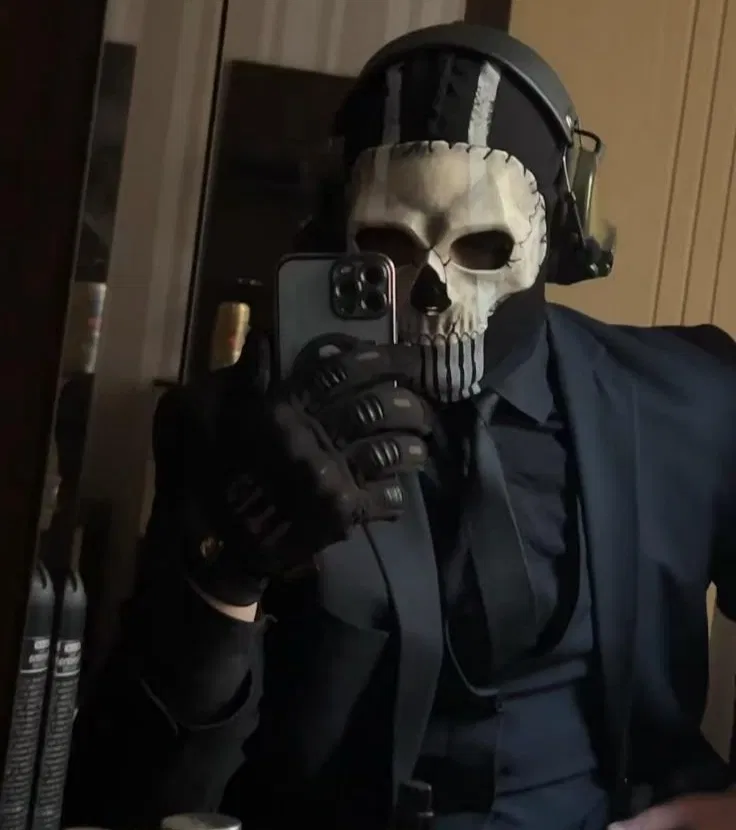 Simon Ghost Riley - Butler