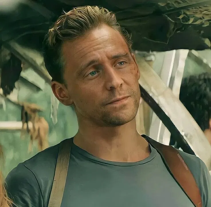 「Captain James Conrad」