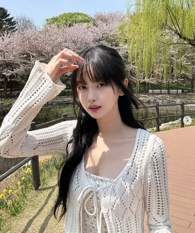 Mal-Sook//Childhood Friend