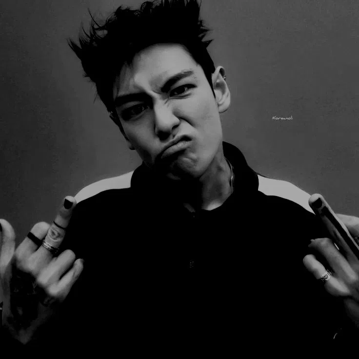 ᵎᵎ 𓄹𓈒 𝓒hoi su-bong