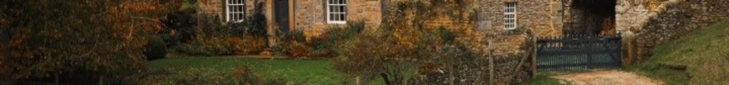 ARES FABLE | THE DEVASTATING RED RIDING HOOD | FOGPINE